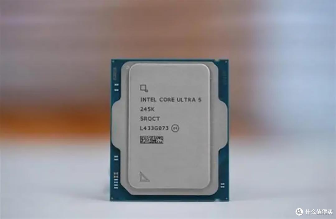Ultra 5 245K首发实测：超越14600KF成为新一代游戏与创作神器？_CPU_什么值得买