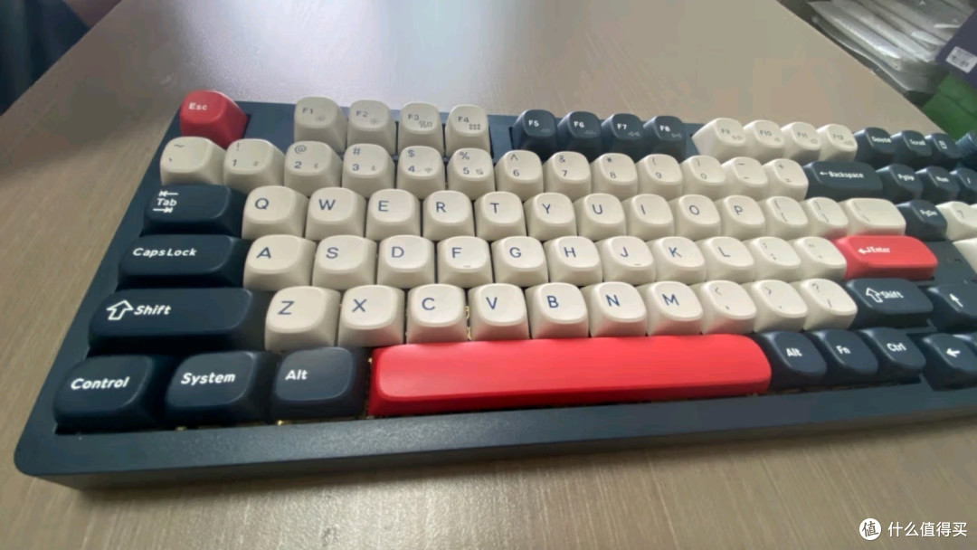 SKN青龙4.0机械键盘：游戏与办公的终极融合体_无线键盘_什么值得买