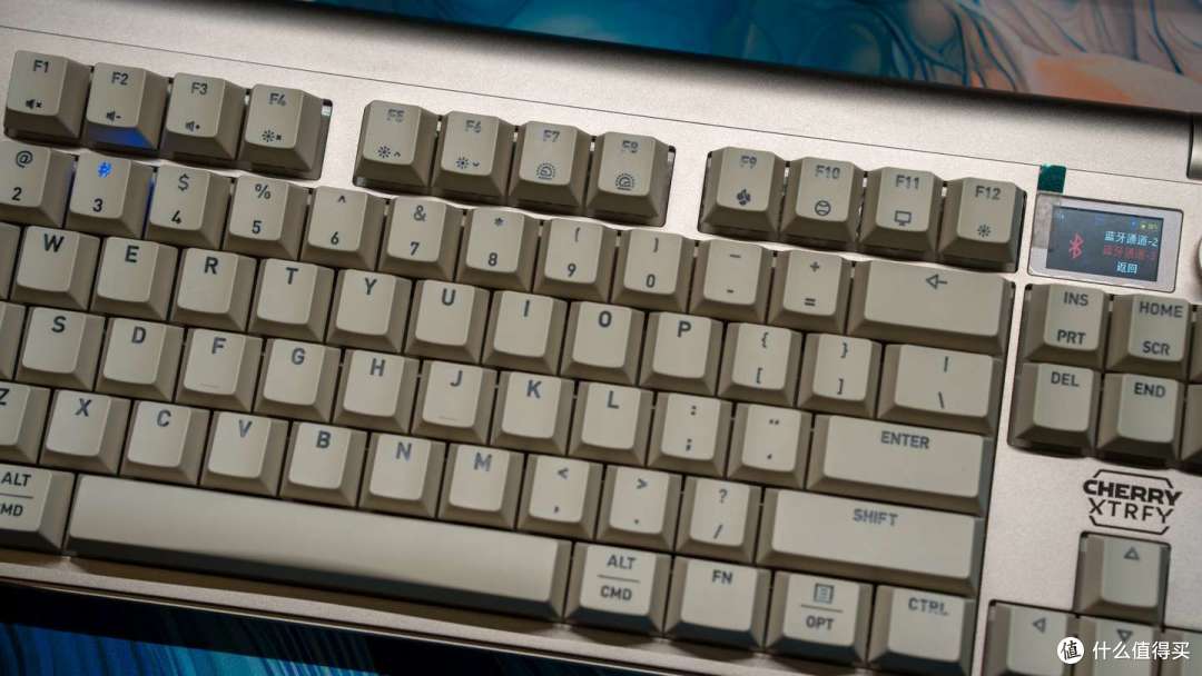 Cherry 再发旗舰机械键盘！Cherry MX8.3 深度体验拆解测评，没有军火箱的 Cherry 还是那个味吗？_无线键盘_什么值得买