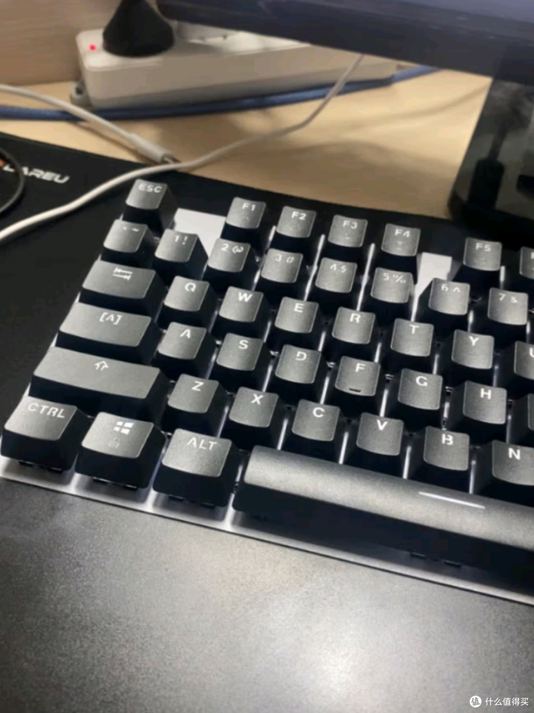 罗技K845机械键盘：游戏与办公的完美结合_键盘_什么值得买