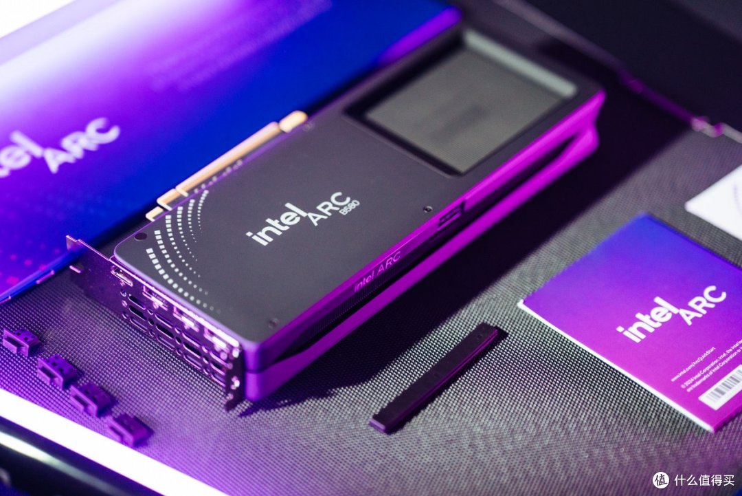 Intel ARC B580抢先看，性价比反击拉响了！_显卡_什么值得买