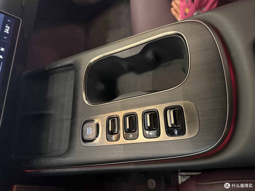 从小米SU7来看小米YU7，你会为小米YU7买单吗？_SUV_什么值得买