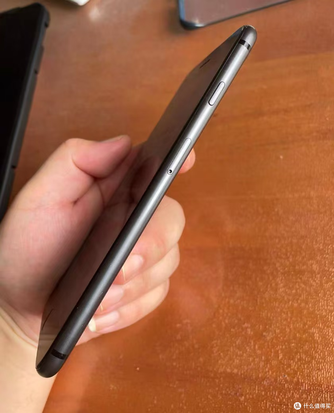 曾经六千多的苹果8P，如今沦为228元直播游戏机？还值得入手吗？_iPhone_什么值得买