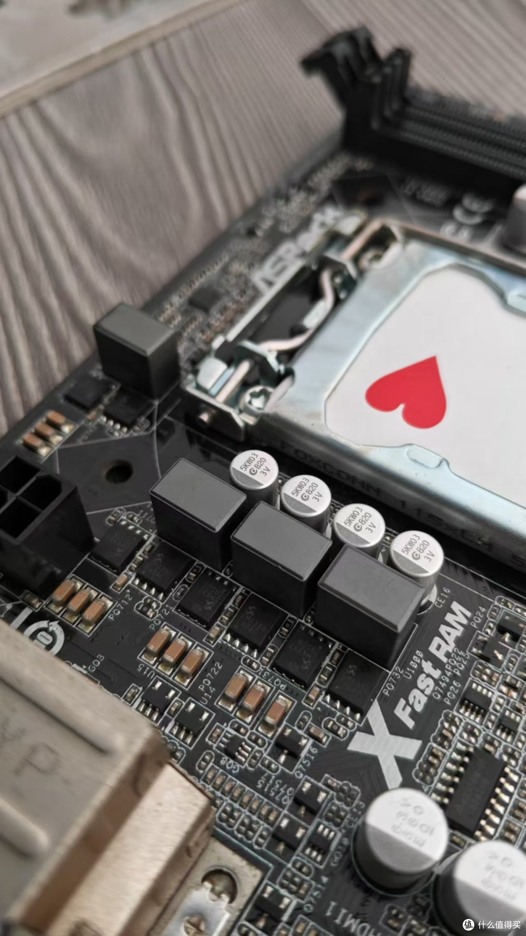 128M4级缓存游戏加成130元E3-1285V4处理器免费最强核心显卡P6300_显卡_什么值得买