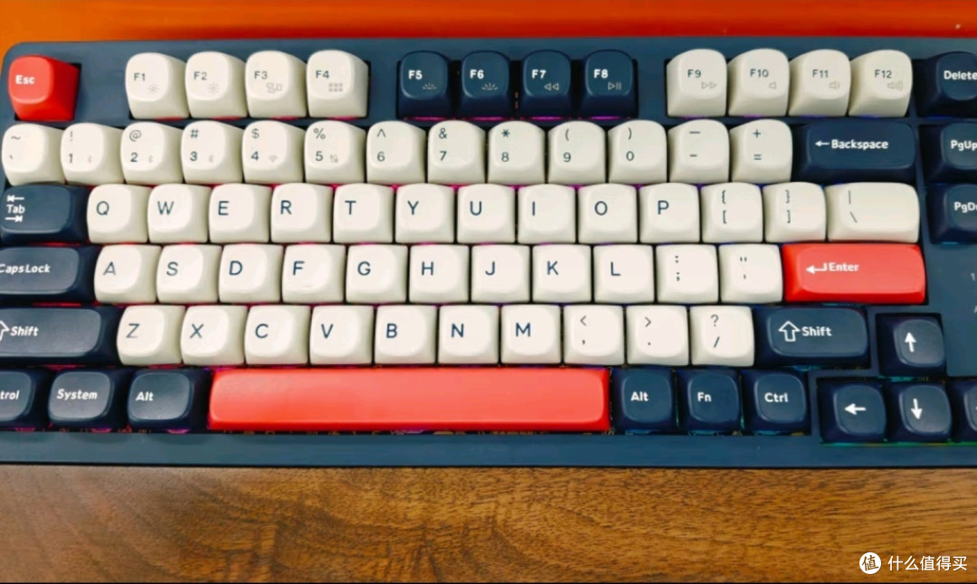 SKN青龙4.0机械键盘：游戏与办公的终极伴侣_无线键盘_什么值得买