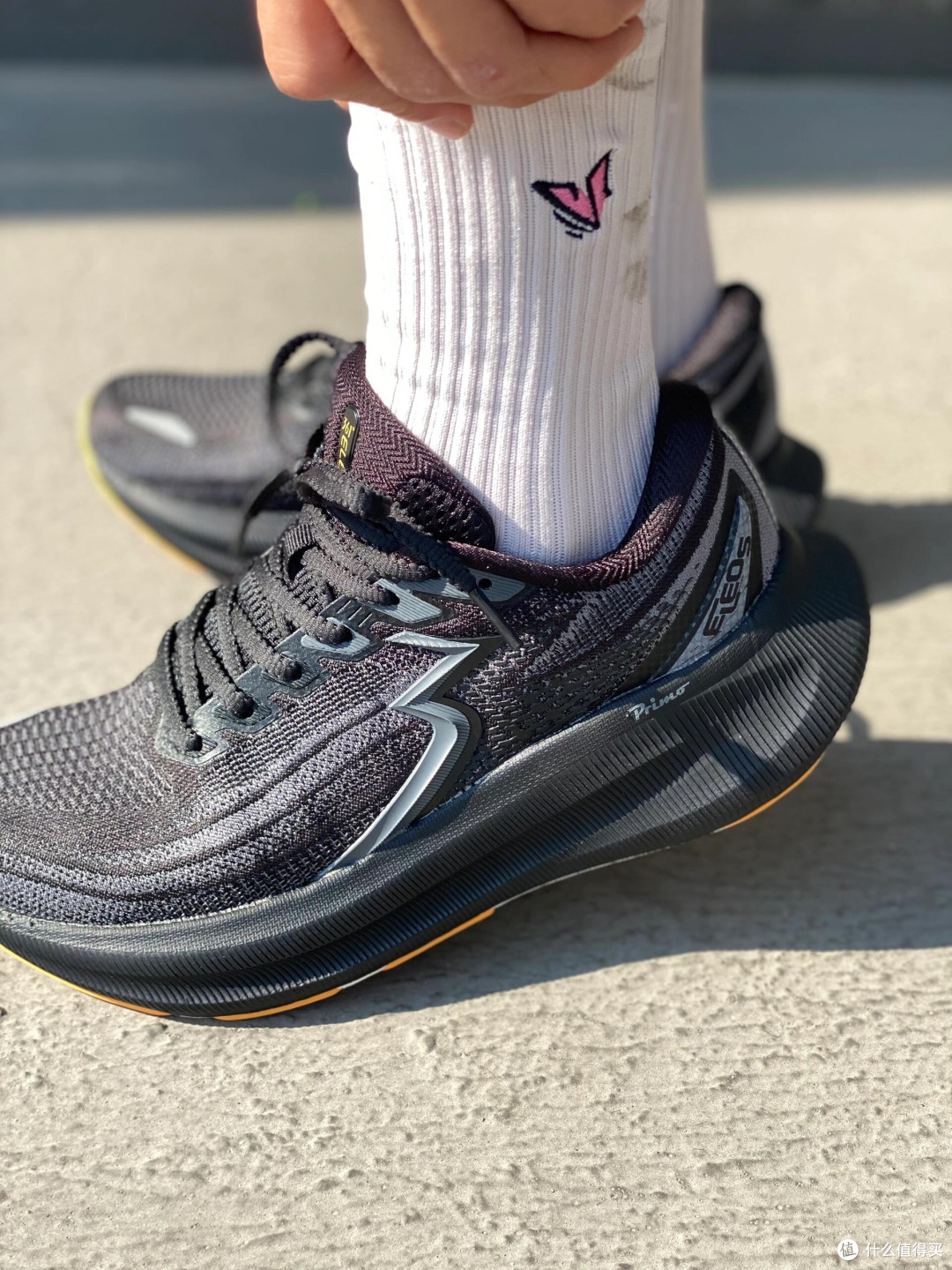 361° eleos 国际线慢跑鞋测评：舒适慢跑的优质之选_跑鞋_什么值得买