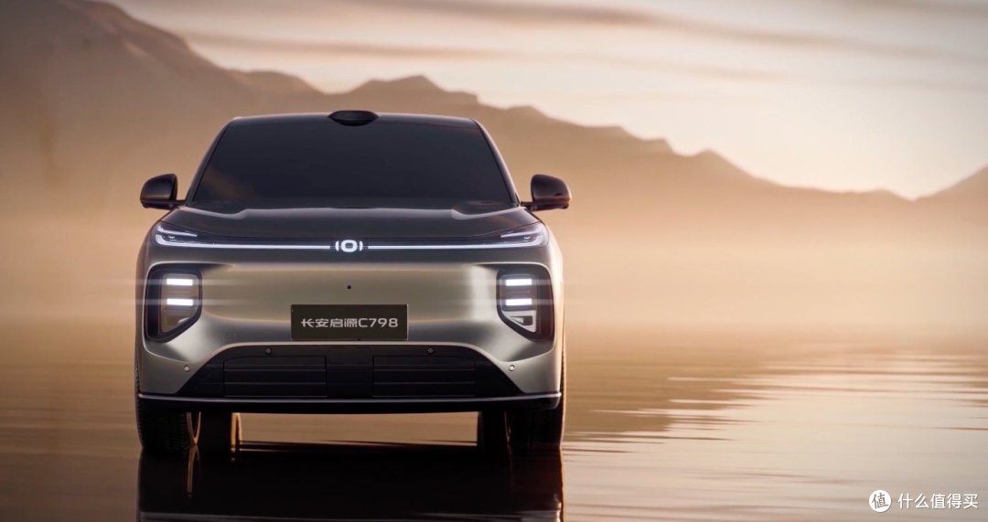 官方视频公布，长安启源C798插混SUV 贯穿式灯带，配备激光雷达_新能源车_什么值得买