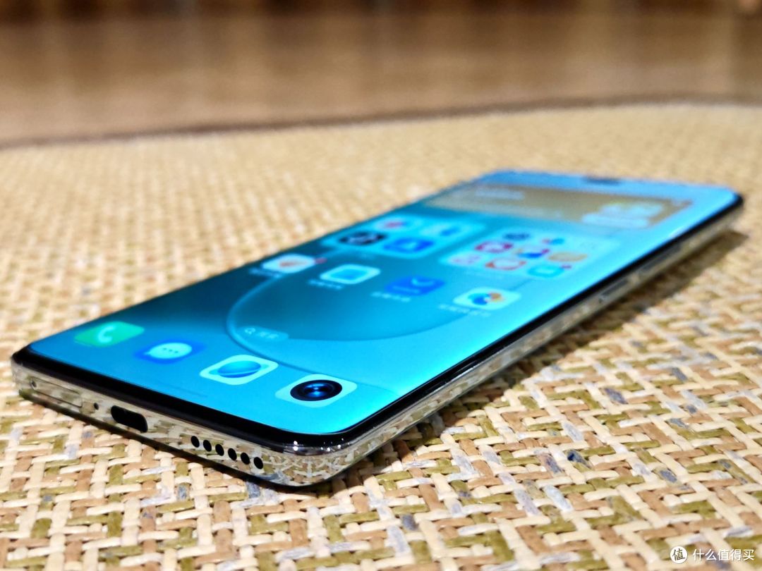 没短板？荣耀300Pro真好用吗？不吹不黑，上手两周，聊聊真实体验_安卓手机_什么值得买