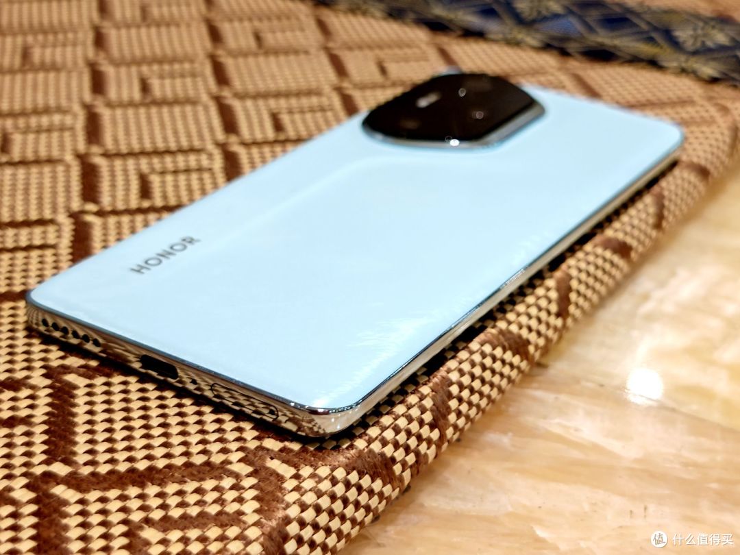 荣耀300Pro好评很多！但入手需做好功课，聊聊我1个月的真实体验_安卓手机_什么值得买