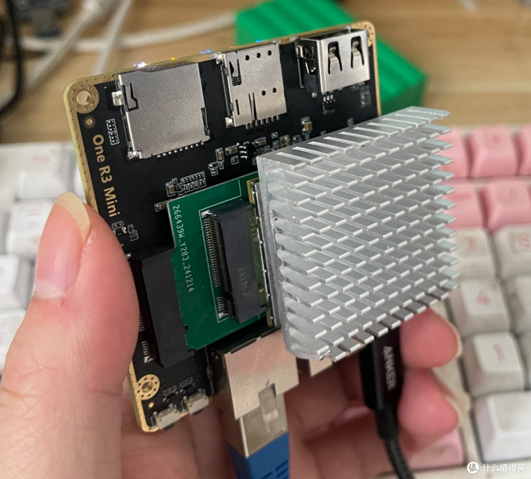 精致，小巧带有usb3/pcie切换的mt7981路由开发板，迷你cpe_主板_什么值得买