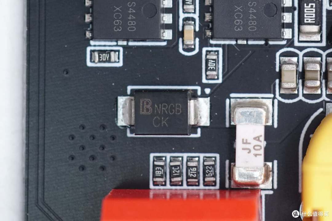 英集芯IP2366 PD3.1双向同步升降压模块解析_充电器_什么值得买