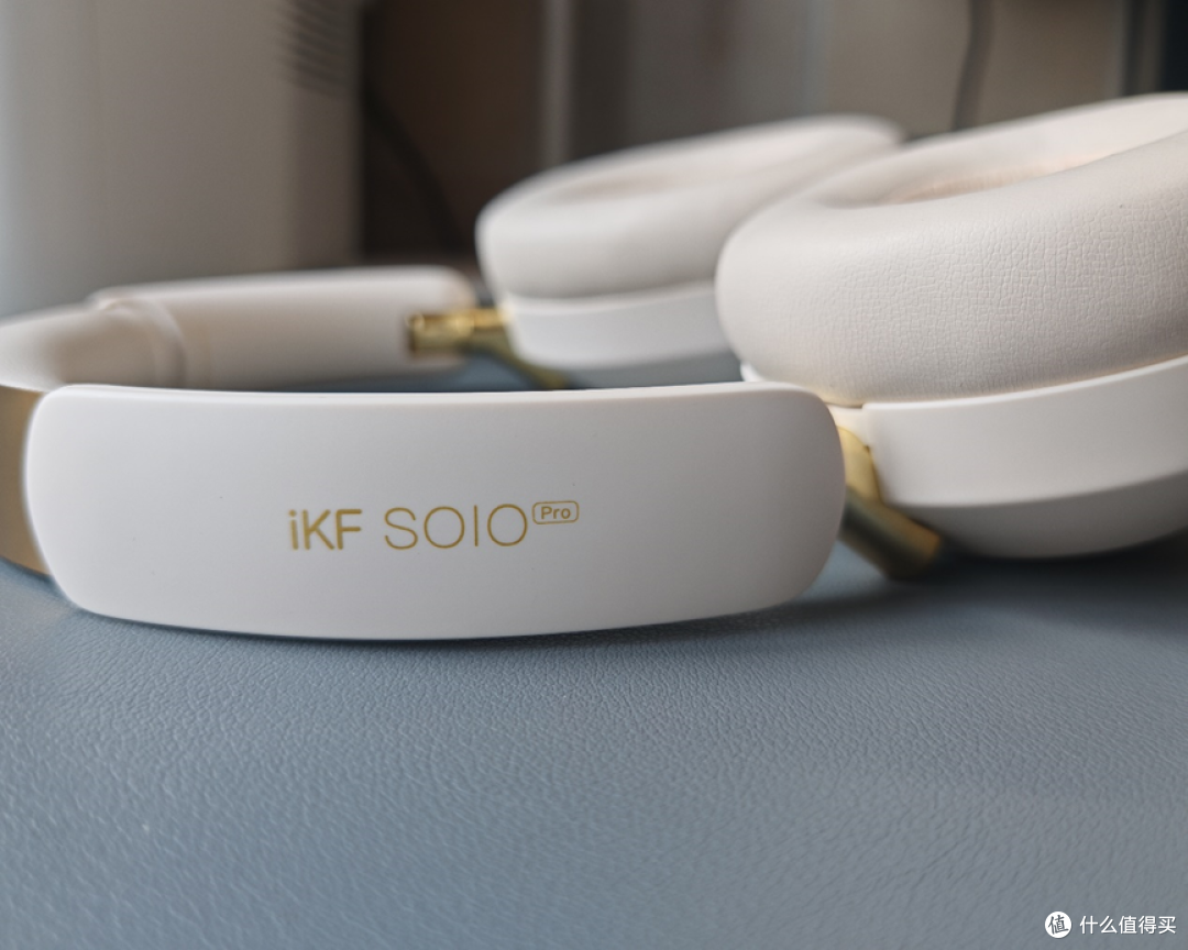 开箱一款降噪和音质都一级棒的头戴式蓝牙耳机——iKF Solo Pro_蓝牙耳机_什么值得买