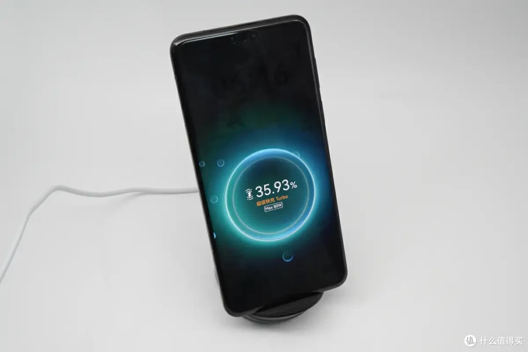 华为Mate 70 Pro+ 80W无线充电实测：耗时约47分钟_充电器_什么值得买