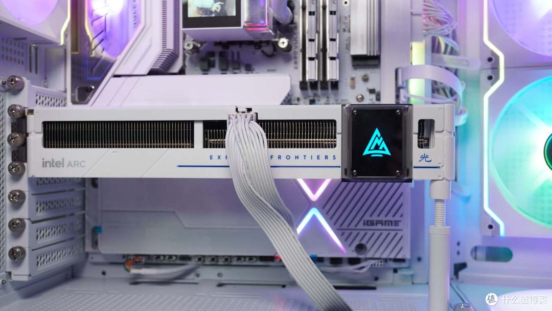 一张能顶两张打 - 蓝戟Intel Arc B570 Photon_显卡_什么值得买