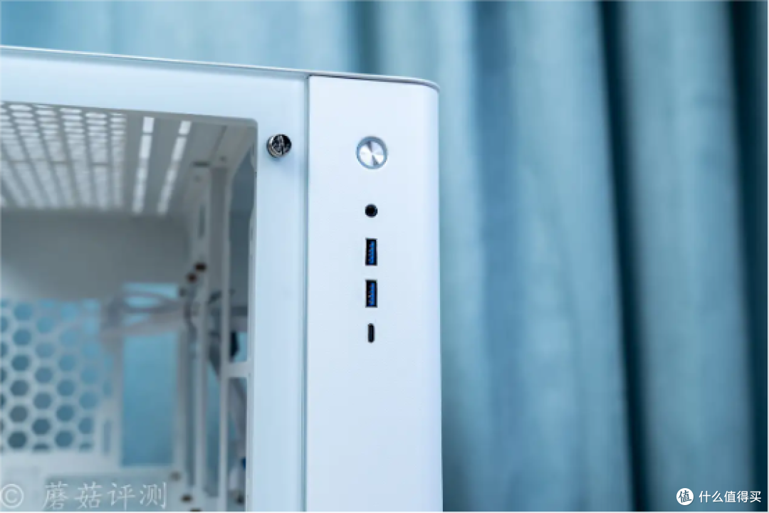 顺滑过渡，270度无死角，乔思伯TK3曲面海景房ATX机箱 评测_机箱_什么值得买