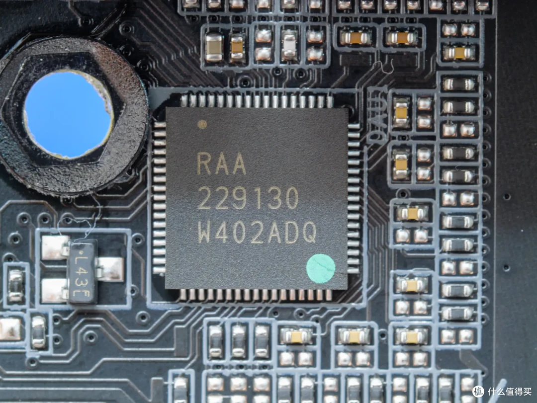 使用1个月，愈加满意：技嘉Z890 AORUS ELITE WiFi7小雕拆解评测_主板_什么值得买