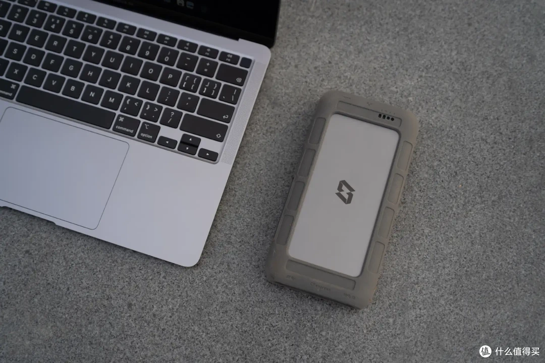 可随身携带的NAS，功能远比你想象的更强大，极空间T2S使用体验_NAS存储_什么值得买