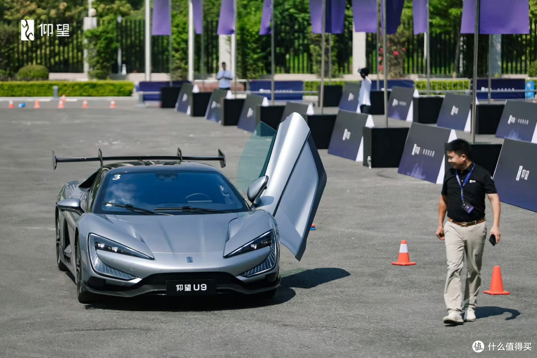 52万小米SU7 Ultra碾压168万仰望U9？“真豪车”还是“伪命题”？_新能源车_什么值得买