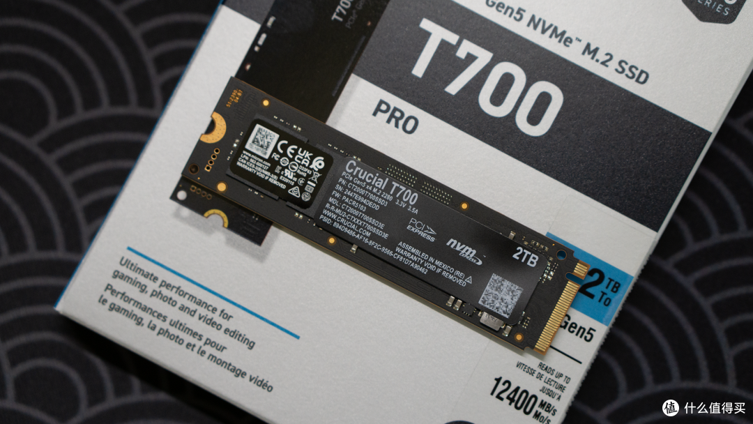 助力DEEPSEEK，这才是PCIe5.0硬盘的样子，英睿达T700 Pro实测！_固态硬盘_什么值得买