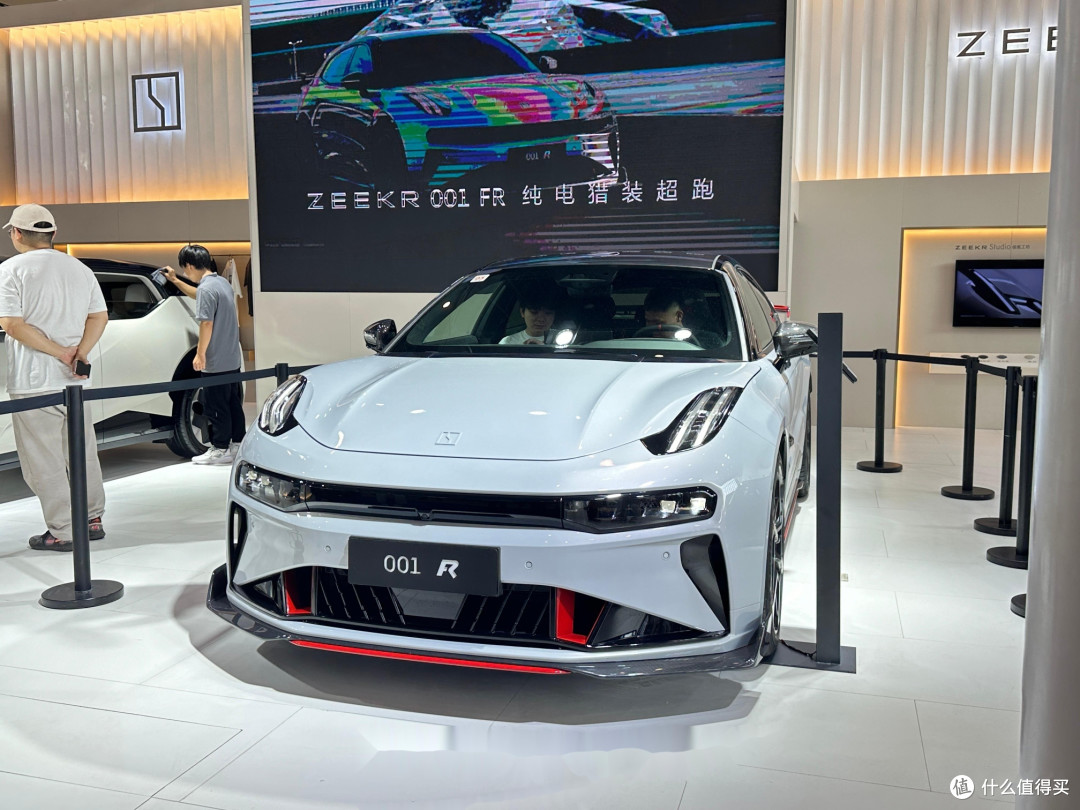 极氪001 FR：速度与激情的结合！_新能源车_什么值得买