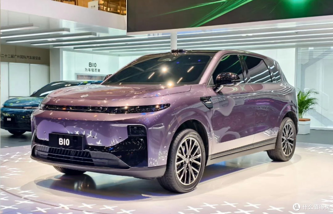 不给同行留活路！零跑B10预售10.98万起，配8295+激光雷达！_新能源车_什么值得买