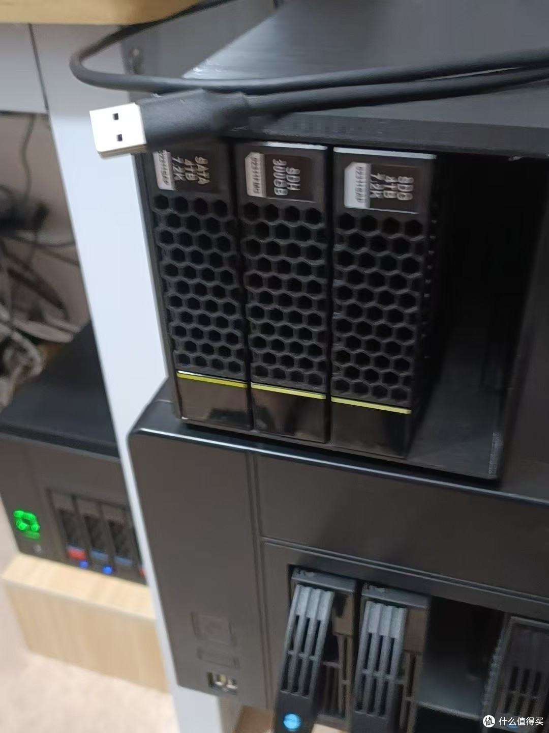 nuc8装上飞牛，老机器也能重换荣光_网络存储_什么值得买