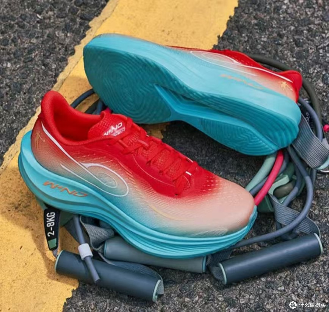 强风相伴，奔赴春日之约：乔丹强风3TR跑鞋测评_跑鞋_什么值得买