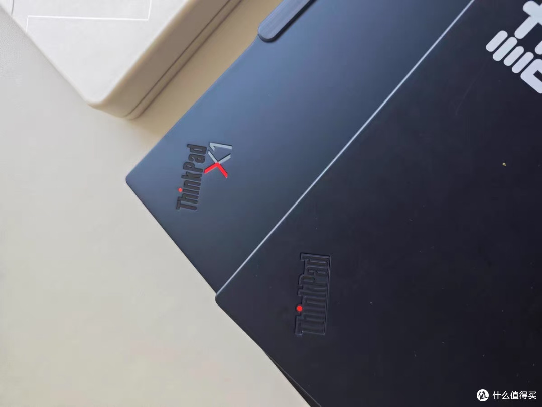 ThinkPad X1 Carbon Aura AI元启版是值得入手！_笔记本电脑_什么值得买