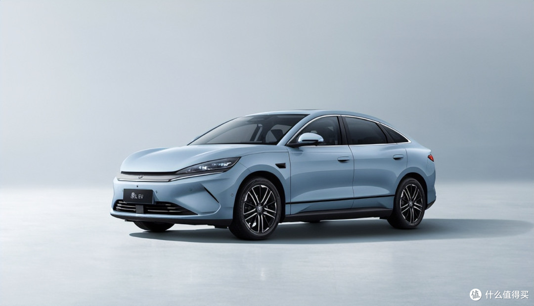 小鹏Mona M03终结者？11.98万起，比亚迪全新纯电轿车秦 L EV 上市_新能源车_什么值得买