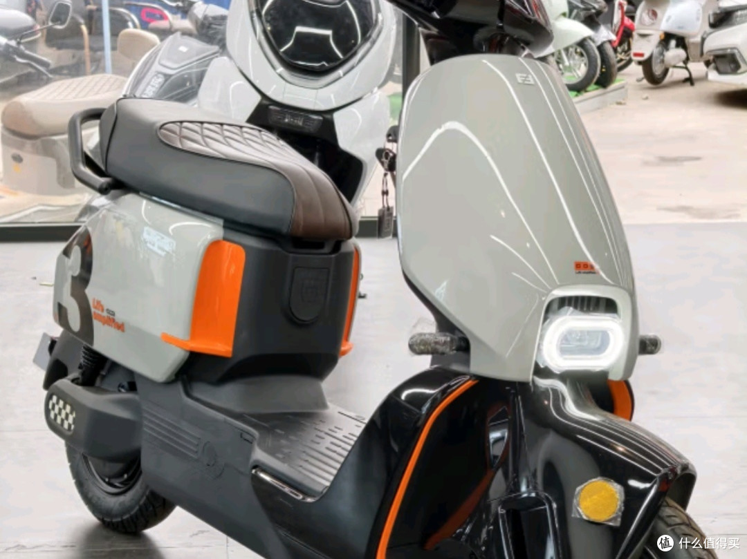 ZEEHO极核EZ3i：新国标下的智能电动踏板车新选择_电动车_什么值得买