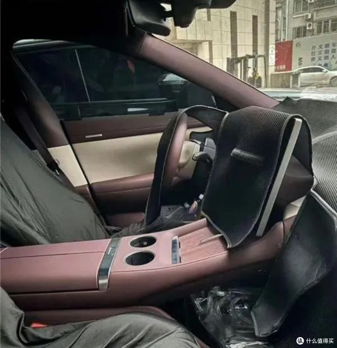 小米YU7最准的价格来了！770km续航+环视投影屏，能否掀翻特斯拉_新能源车_什么值得买