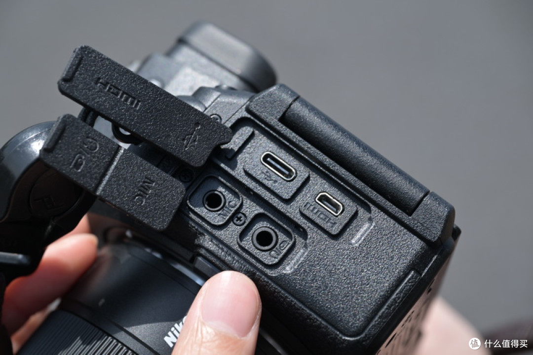 仅售10999元！尼康Z5II全画幅微单，值得入手吗？_相机_什么值得买