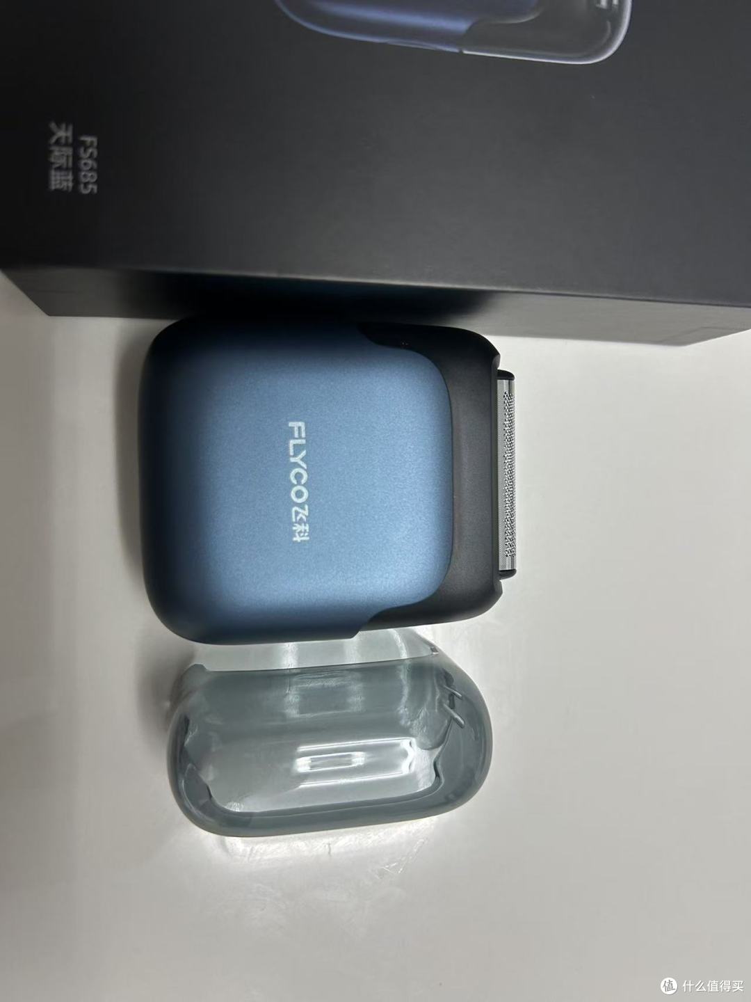 充电1小时续航60天 男士的出差利器 飞科往复式剃须刀FS685_电动剃须刀_什么值得买