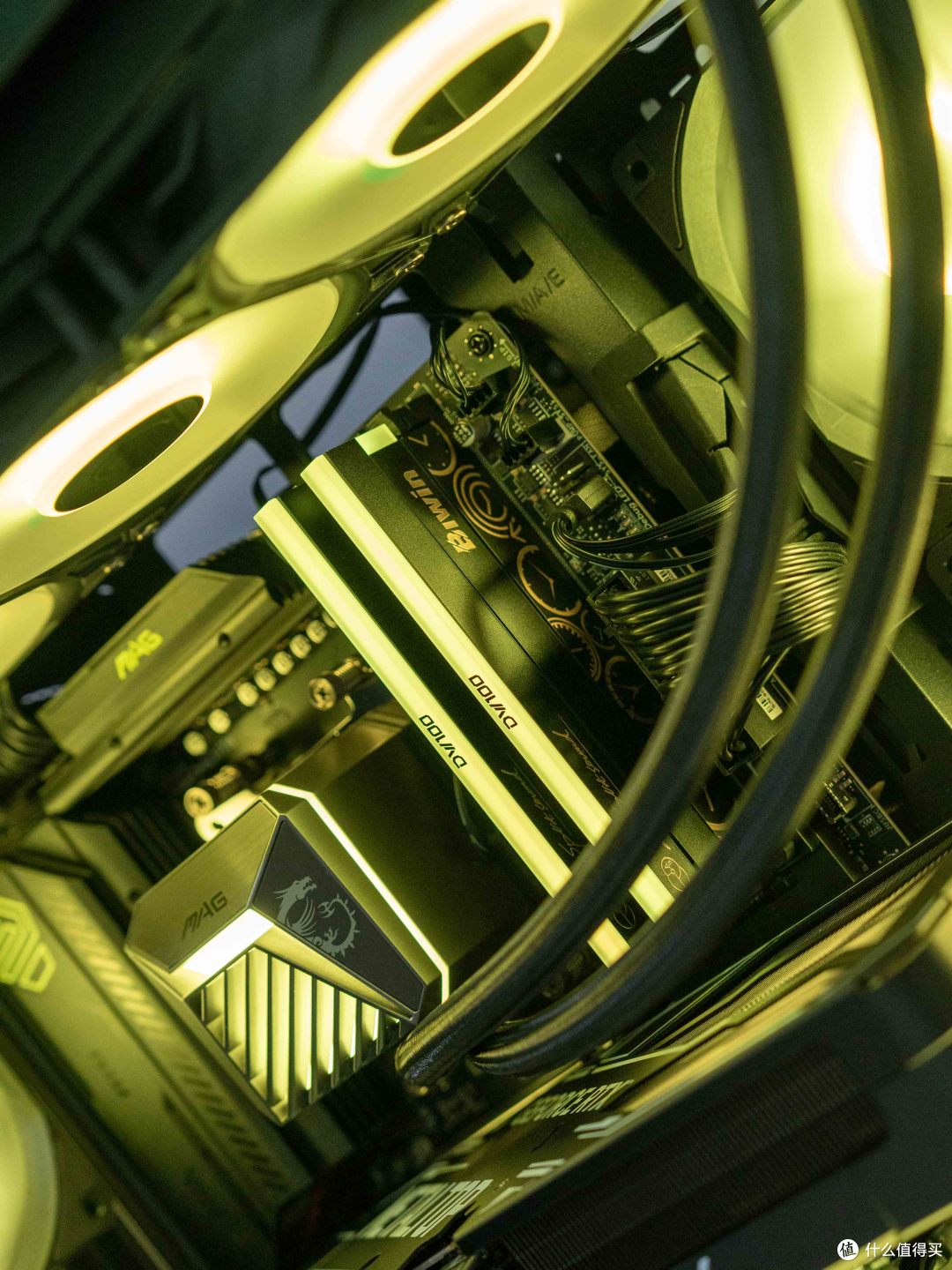 独家6400C28/8000C36双EXPO内存，佰维DW100 OC LAB联名款测评_CPU_什么值得买