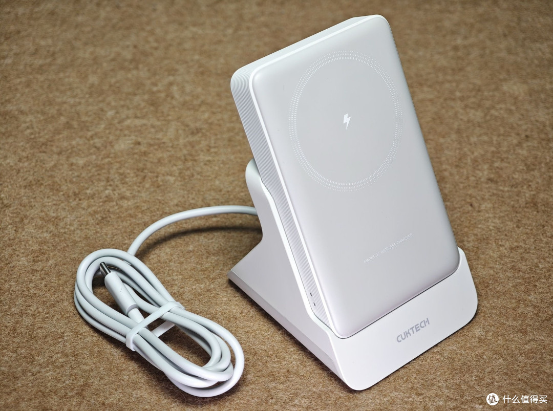 可拆卸电池回归前夜，酷态科CP12磁吸充电宝让手机秒回血！_移动电源_什么值得买