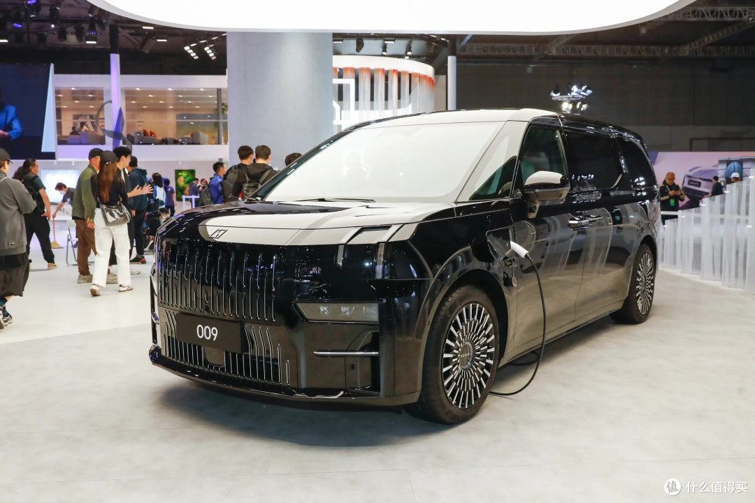 3月MPV销量排行榜！腾势D9 DM再夺第一，别克GL8位居第四_MPV_什么值得买