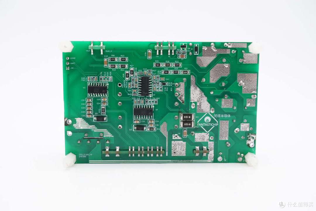 满载转换效率达99%，梵塔300W氮化镓图腾柱PFC方案解析_充电器_什么值得买