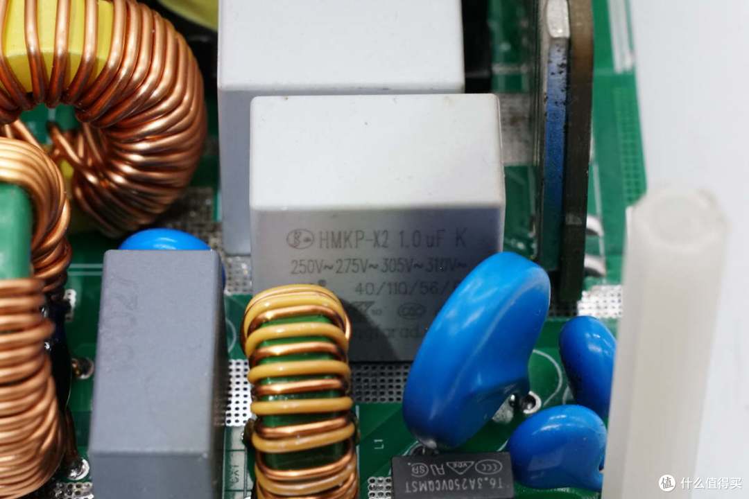 满载转换效率达99%，梵塔300W氮化镓图腾柱PFC方案解析_充电器_什么值得买