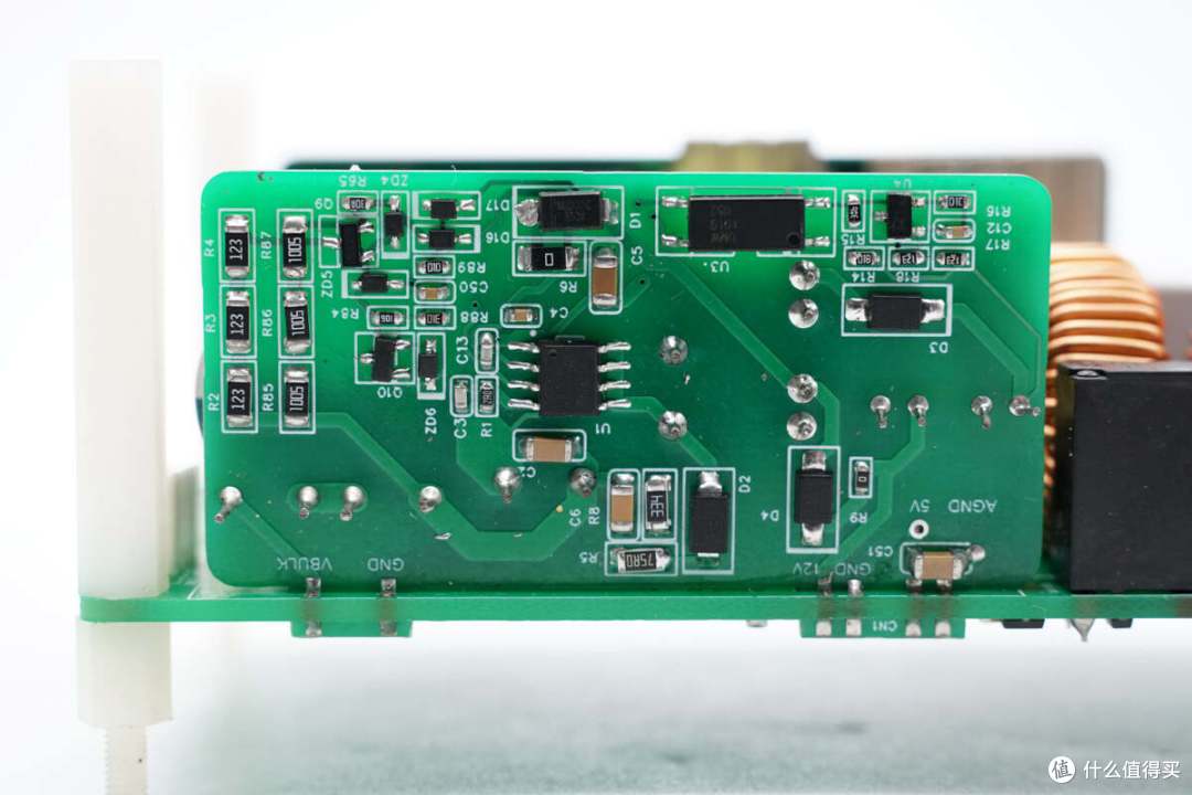 满载转换效率达99%，梵塔300W氮化镓图腾柱PFC方案解析_充电器_什么值得买
