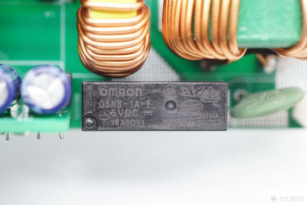 满载转换效率达99%，梵塔300W氮化镓图腾柱PFC方案解析_充电器_什么值得买