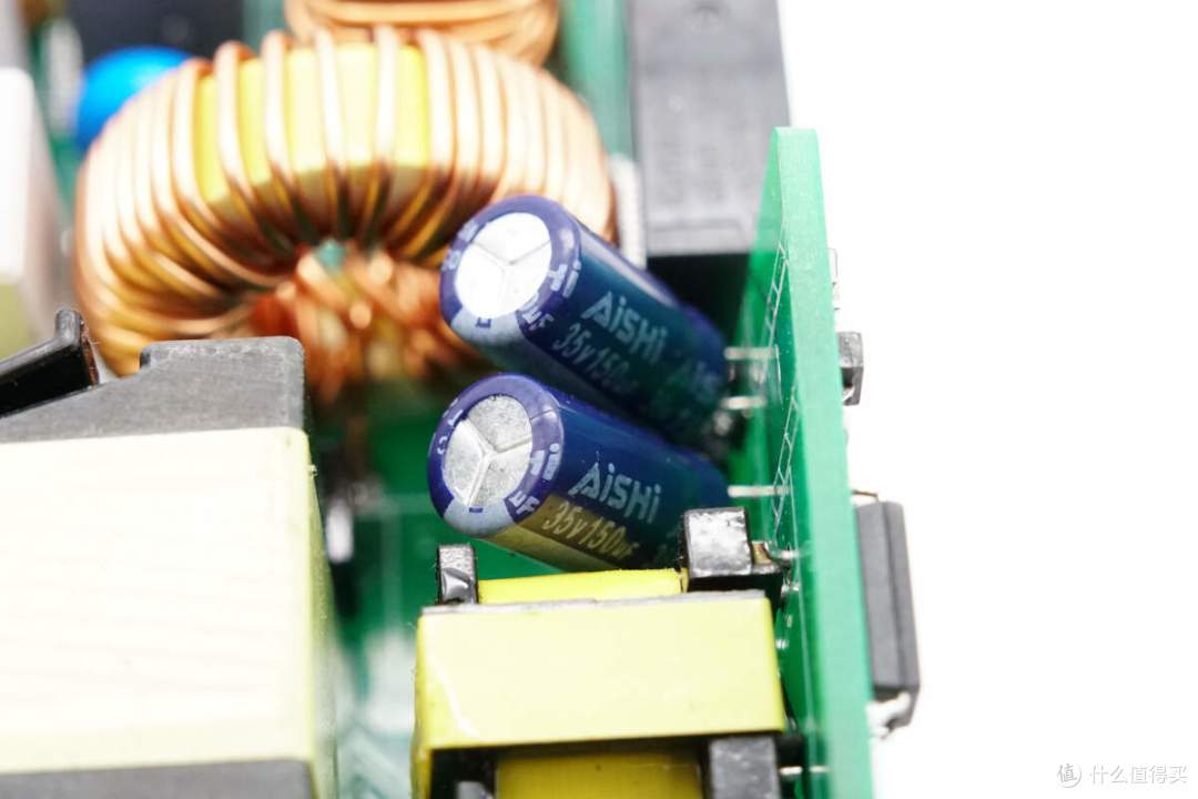 满载转换效率达99%，梵塔300W氮化镓图腾柱PFC方案解析_充电器_什么值得买