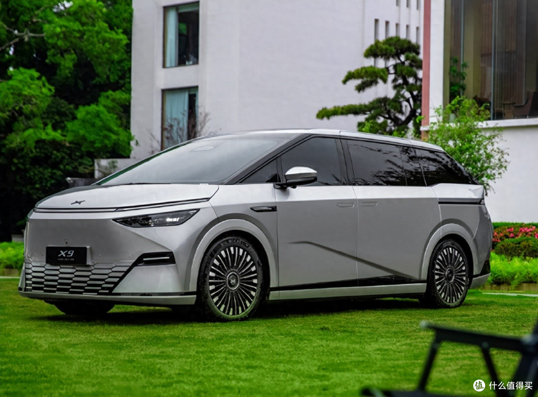 价格毫无惊喜？35.98万起，2025款小鹏X9 大七座MPV车型上市_MPV_什么值得买