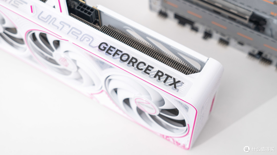 最值得升级的50系显卡：iGame RTX 5060 Ti Ultra 16GB显卡评测_显卡_什么值得买