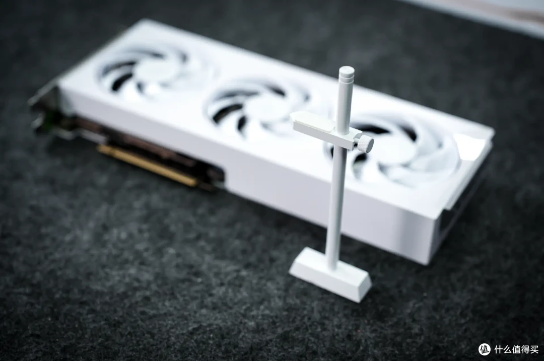 3699入手！50系最新甜品卡——影驰RTX 5060 Ti 圣刃MAX OC上手_主板_什么值得买