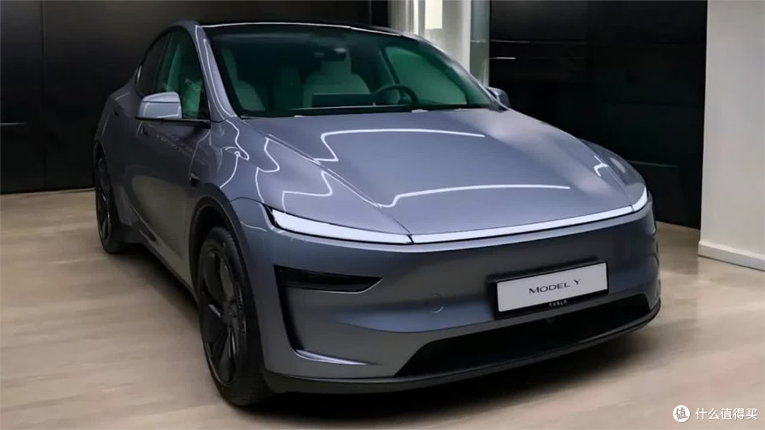 特斯拉Model Y新版型E80浮出水面：15万级定价直击国产车腹地_新能源车_什么值得买
