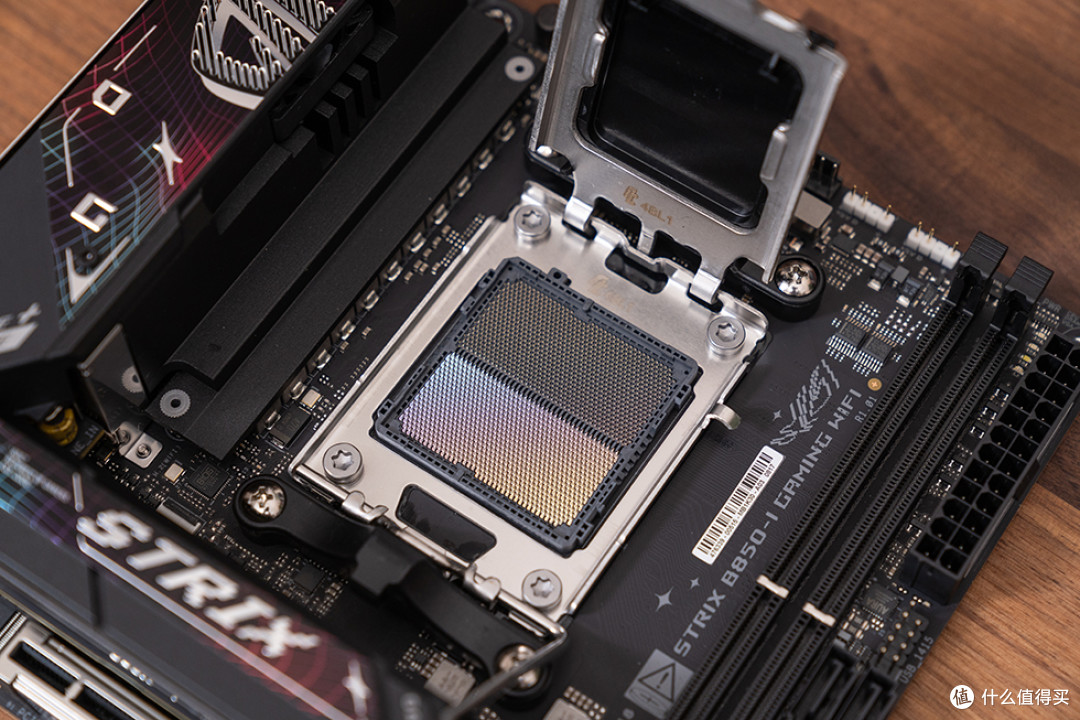 仅4.5L的3A主机，9600X+ROG B850-I+6500 LP+乔思伯NV10装机展示_机箱_什么值得买