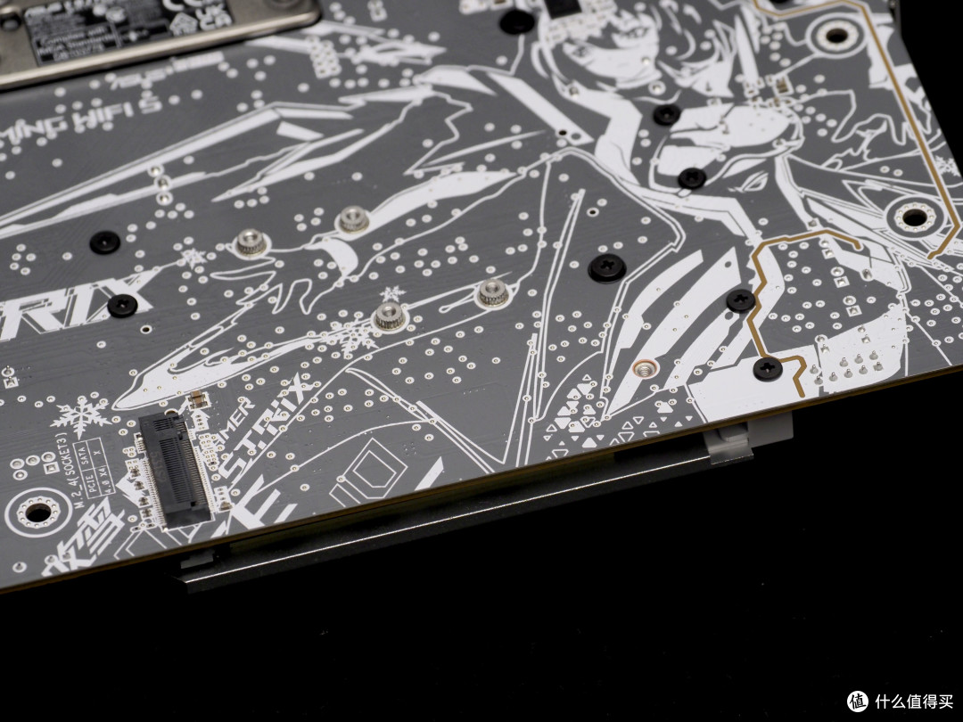 首个AMD平台小吹雪主板来了：华硕ROG STRIX B850G小吹雪主板开箱_主板_什么值得买