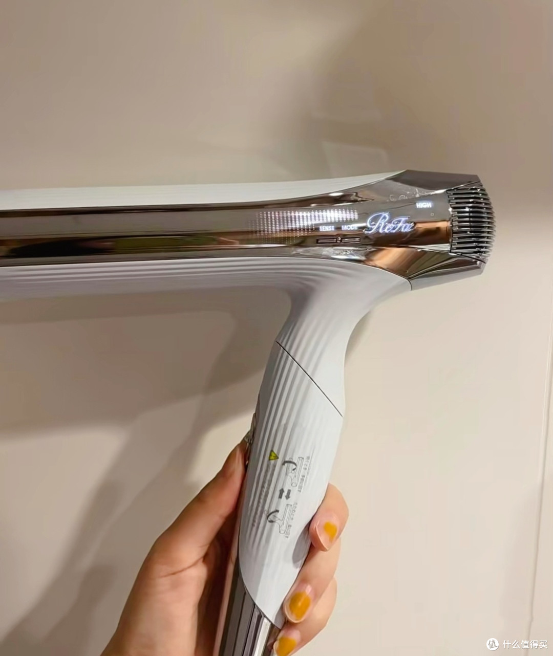 ReFa 吹风机 RE-AX-02A：吹出秀发新高度_电吹风_什么值得买