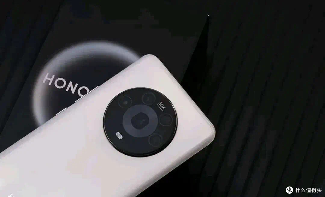 荣耀Magic8 mini确认6.3英寸，期待吗？_手机_什么值得买