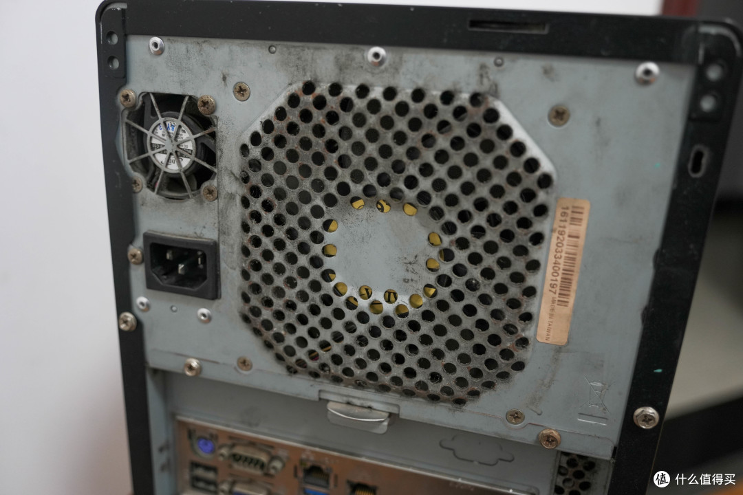 超绝四盘位NAS机箱推荐-迎广MS04，完美升级家庭存储服务器。_机箱_什么值得买